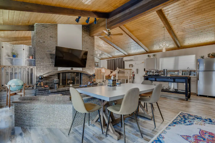 Top 10 Coolest Airbnbs near Colorado Springs